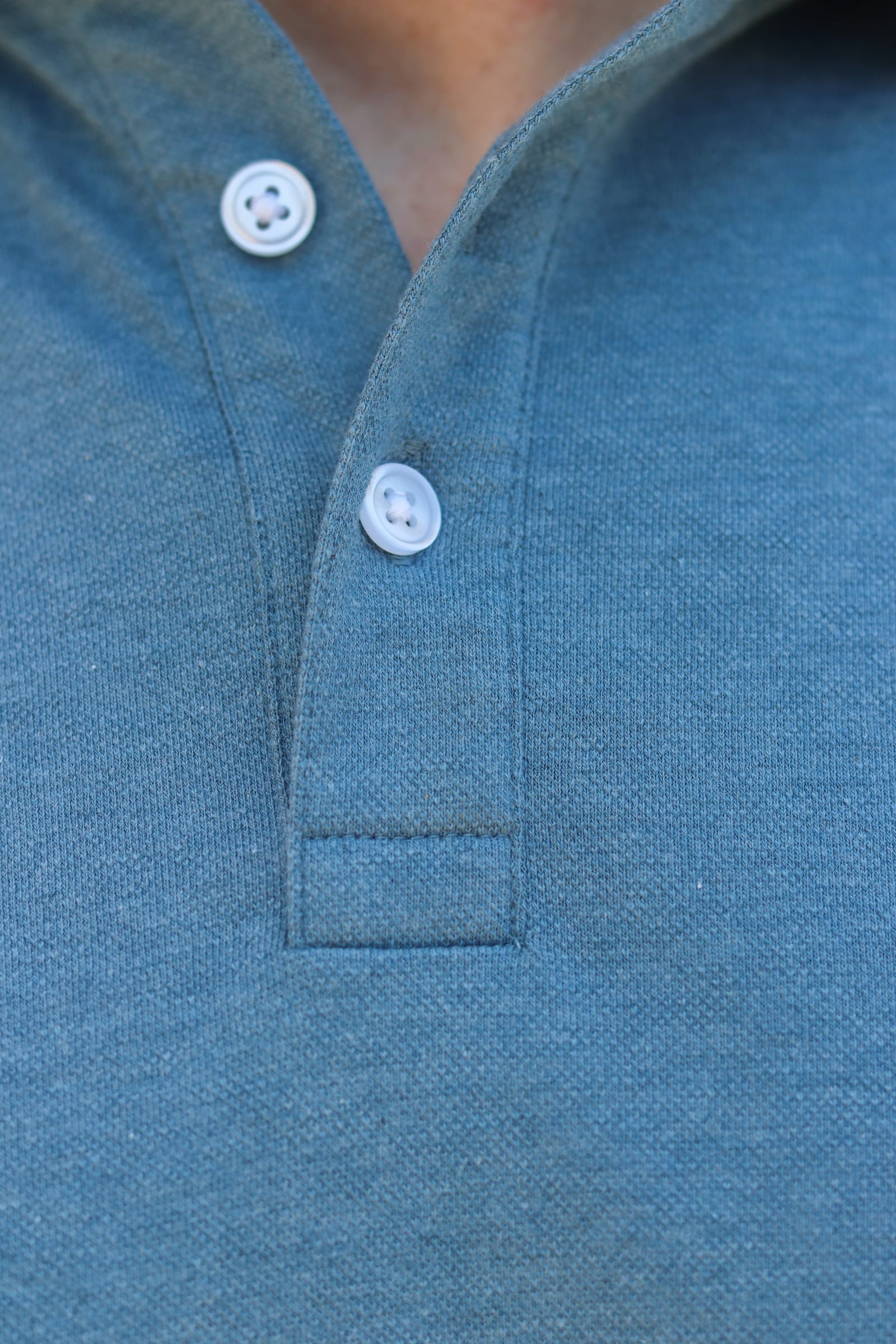 12 Polo Shirt Outfits for Men