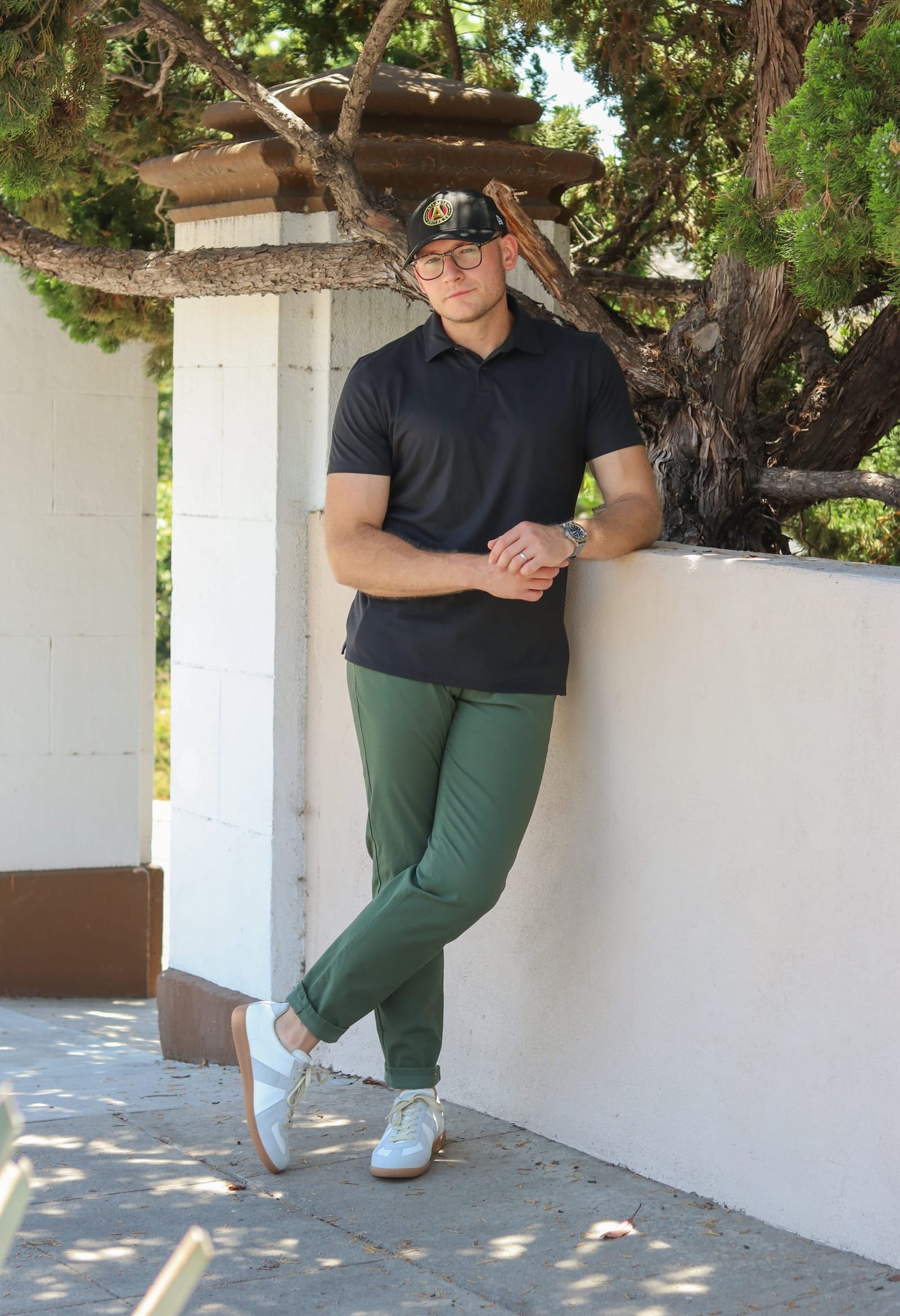 12 Polo Shirt Outfits for Men